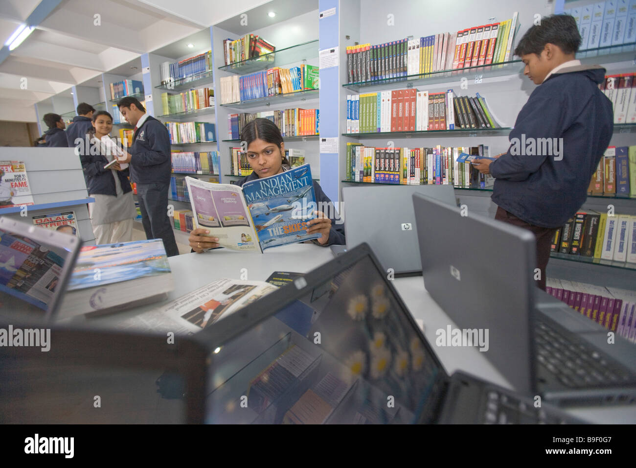 Library india hi-res stock photography and images - Alamy