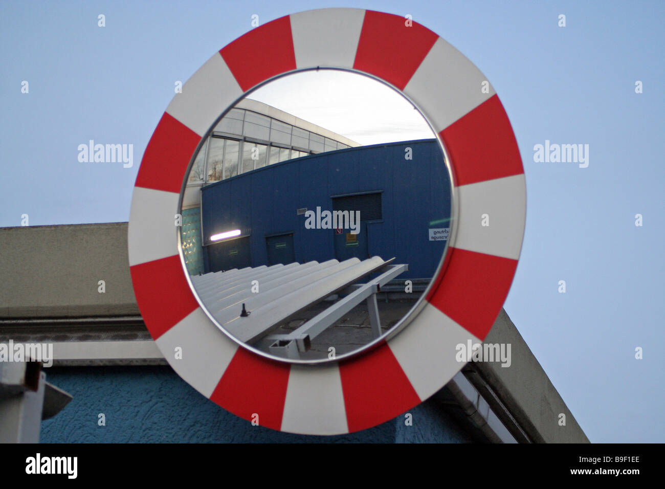 Security round hi-res stock photography and images - Alamy