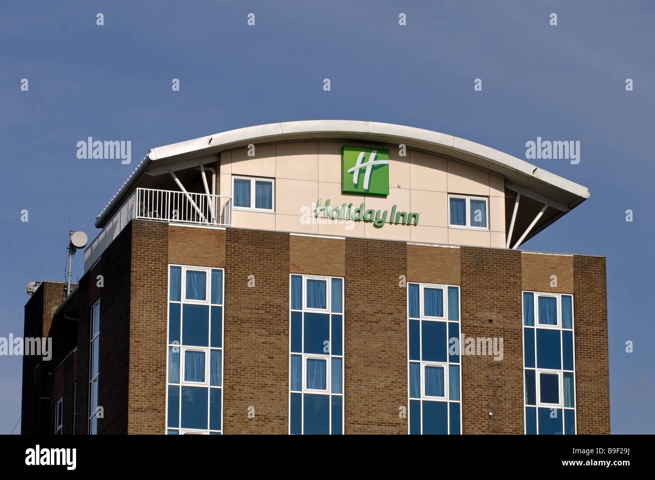 Holiday Inn hotel, Kenilworth, Warwickshire, England, UK Stock Photo ...