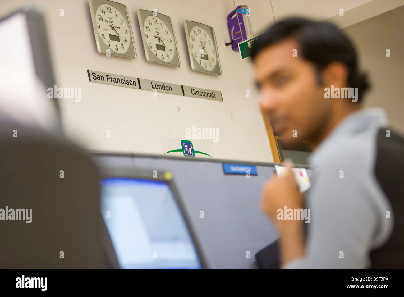 India bangaluru bangalore slk software hi-res stock photography and ...