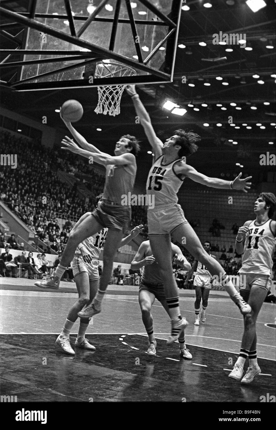 Soviet Basketball Team High Resolution Stock Photography and Images - Alamy