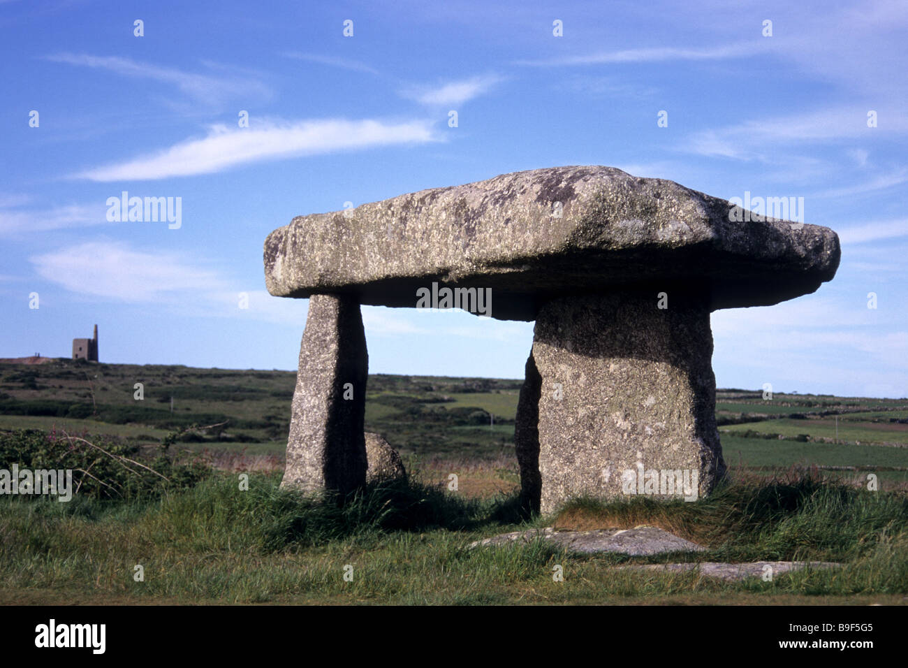 Prehistoric stone structures hi-res stock photography and images - Alamy