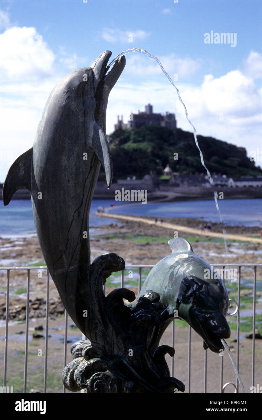 Devon dolphins hi-res stock photography and images - Alamy