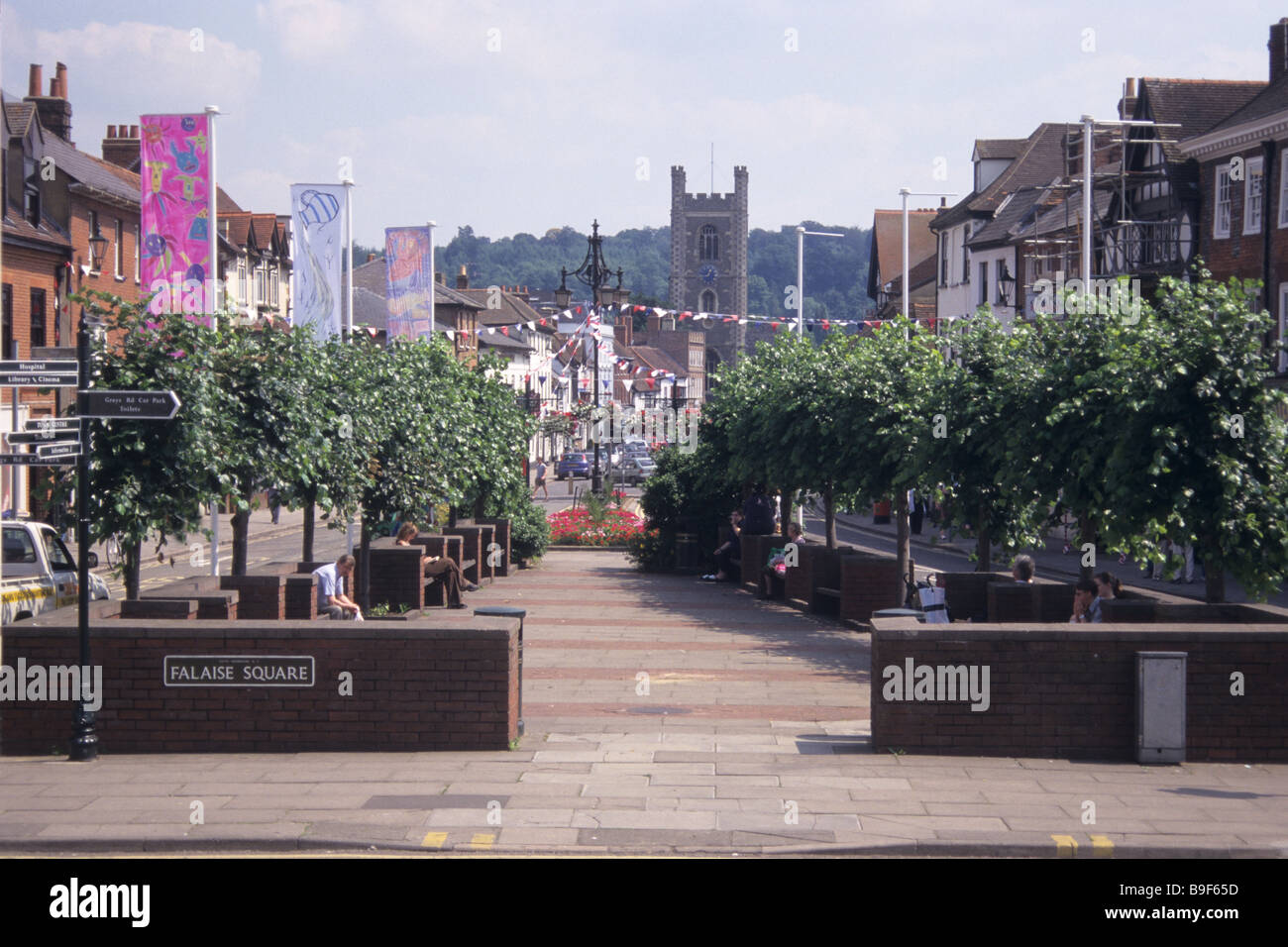 Henley on thames high street hi-res stock photography and images - Alamy