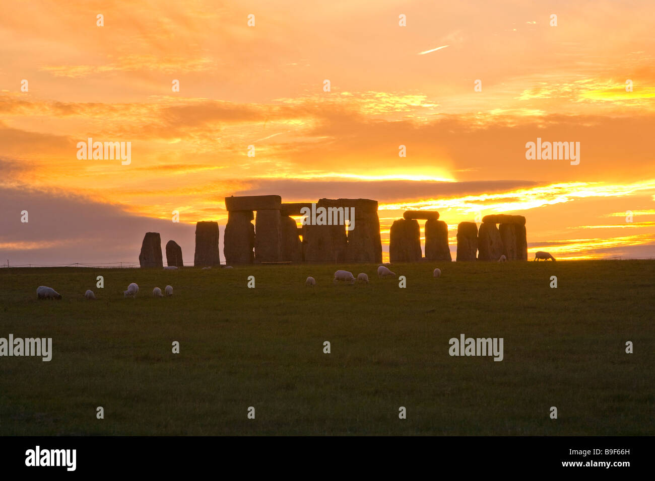 Stonehenge England UK Stock Photo - Alamy