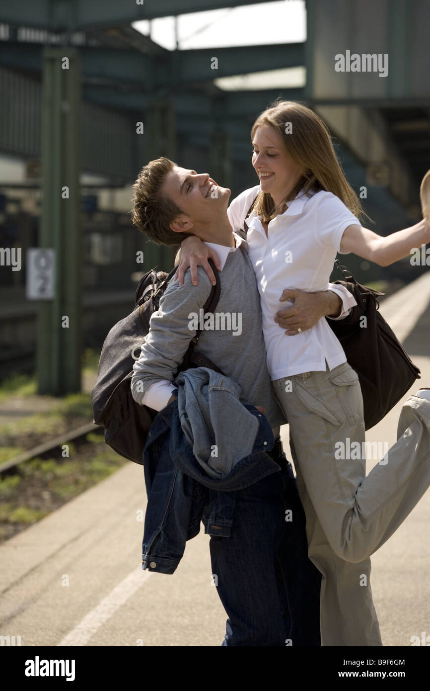 Platform couple greedsing embrace cheerfully series people love-pair ...