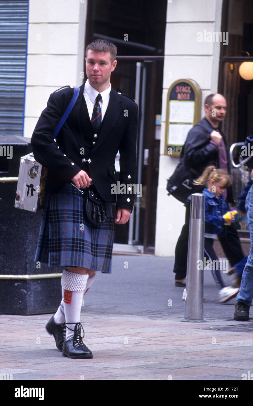 Scottish man wearing traditional costume, Scotland, UK Stock Photo - Alamy