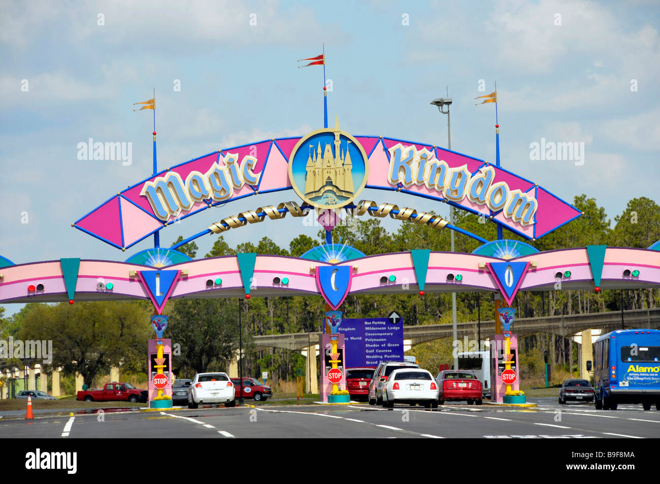 Entrance Arch to Walt Disney Magic Kingdom Theme Park Orlando Florida ...