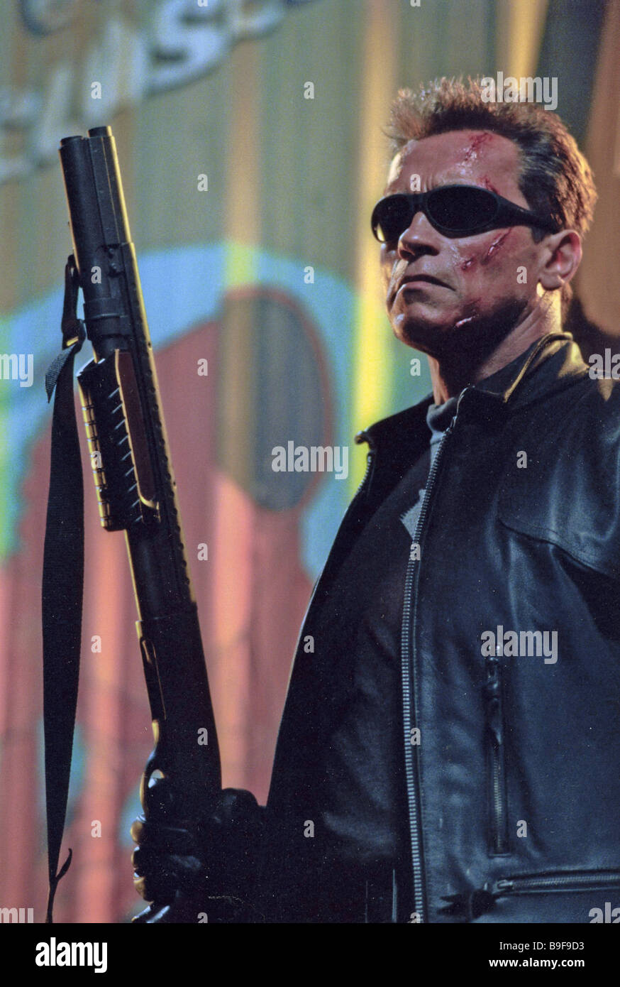 TERMINATOR 3 : THE RISE OF THE MACHINES 2003 Warner film with Arnold ...