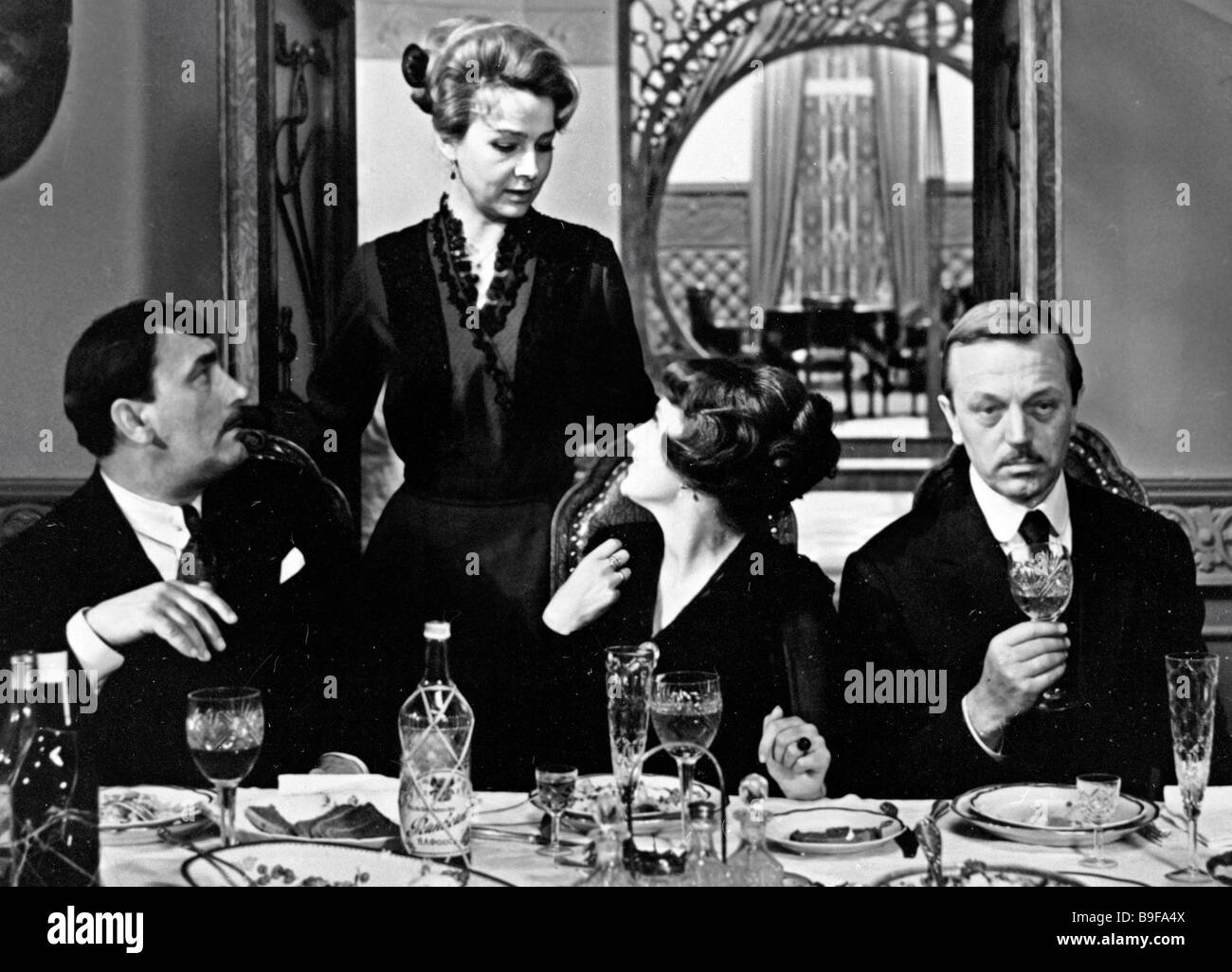 From left to right Vladimir Samoilov Nina Veselovskaya Ariadna ...