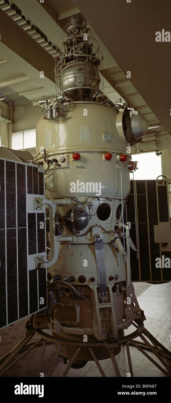 Mars 1 automatic interplanetary space station Stock Photo - Alamy