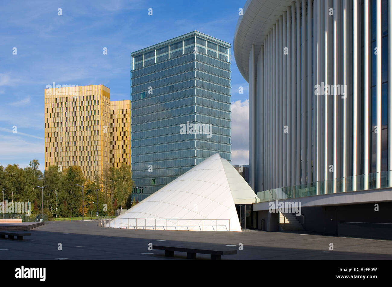 Concert building hi-res stock photography and images - Alamy