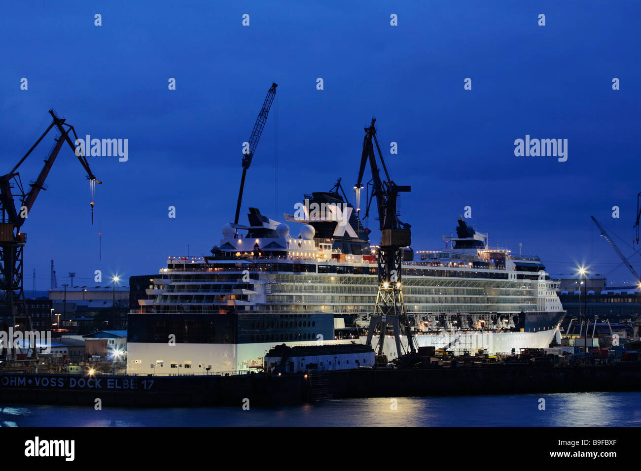 Shipbuilding photographs hi-res stock photography and images - Alamy