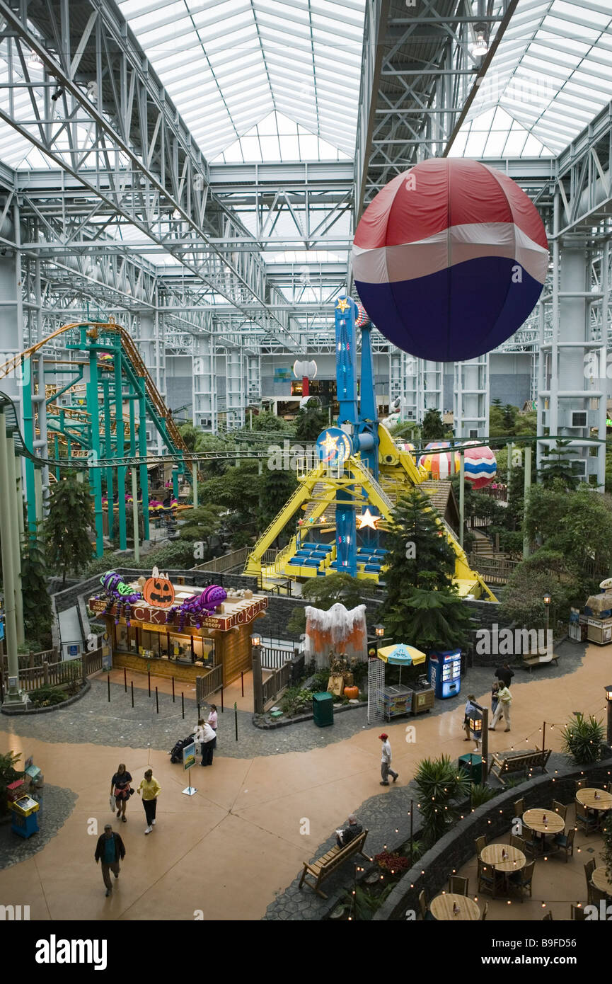 usa Minnesota Bloomington shopping center interior view amusement park ...