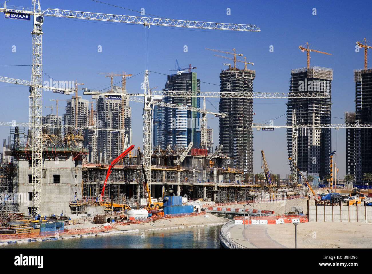 United Arabic emirates Dubai Sheikh Zayed Road big-building site high ...