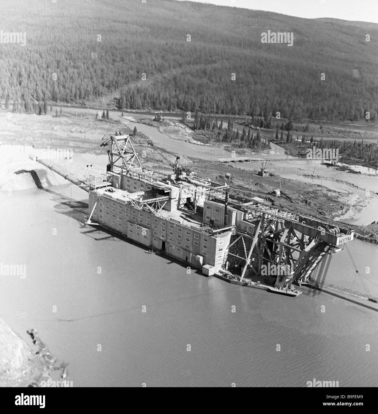 The world s largest dredge Stock Photo - Alamy