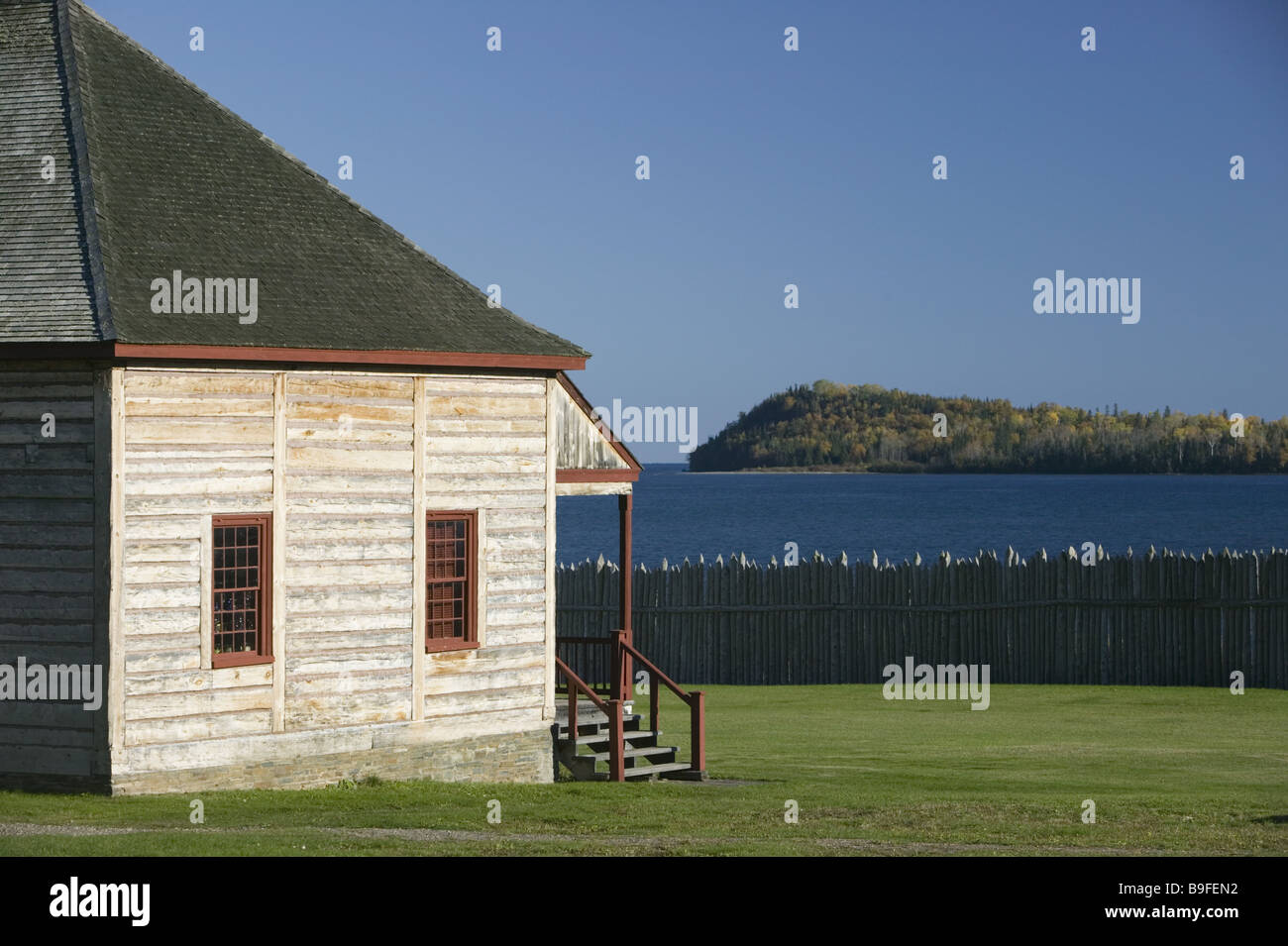 usa Minnesota Grand Portage framehouse lake nature 18th century America ...