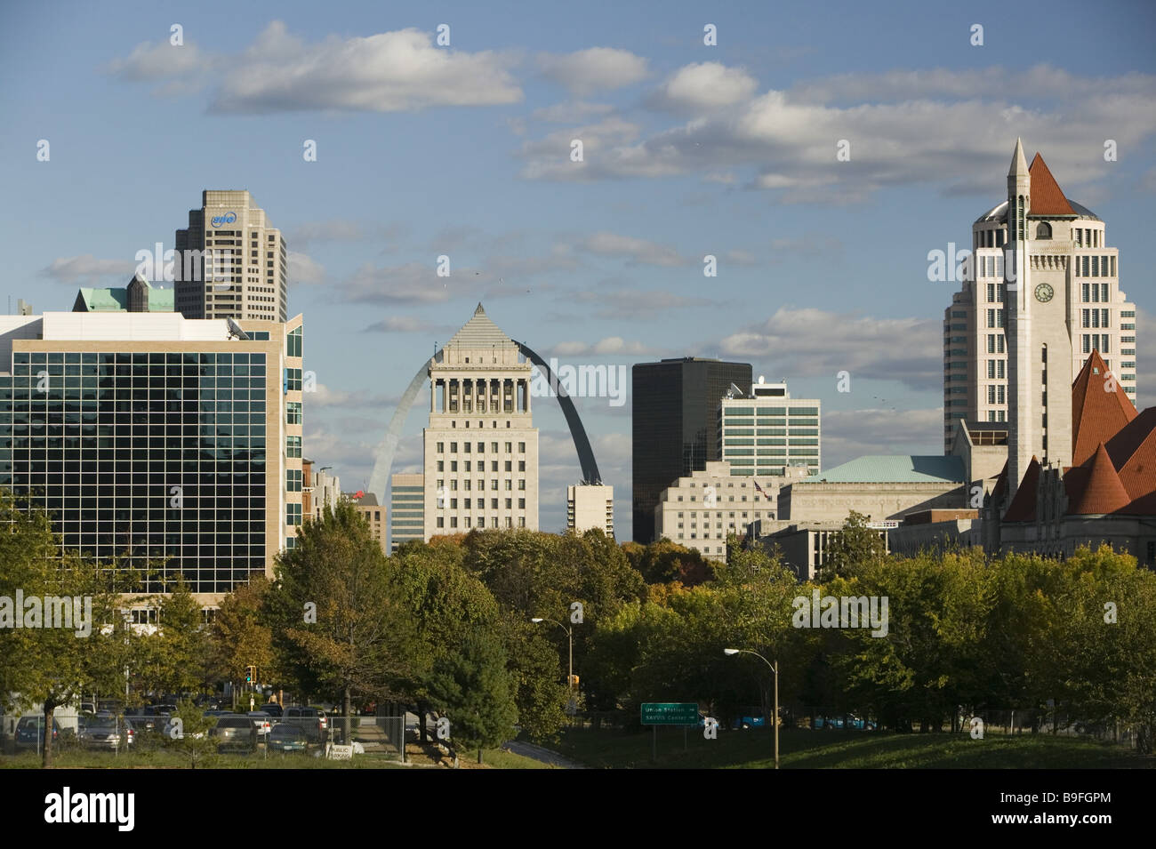 usa Missouri St. Louis city view panorama Stock Photo - Alamy