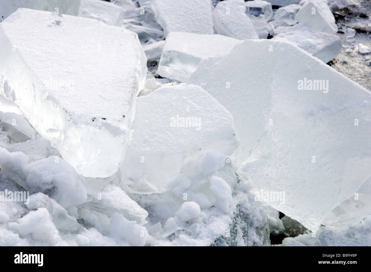 Ice scrap hi-res stock photography and images - Alamy