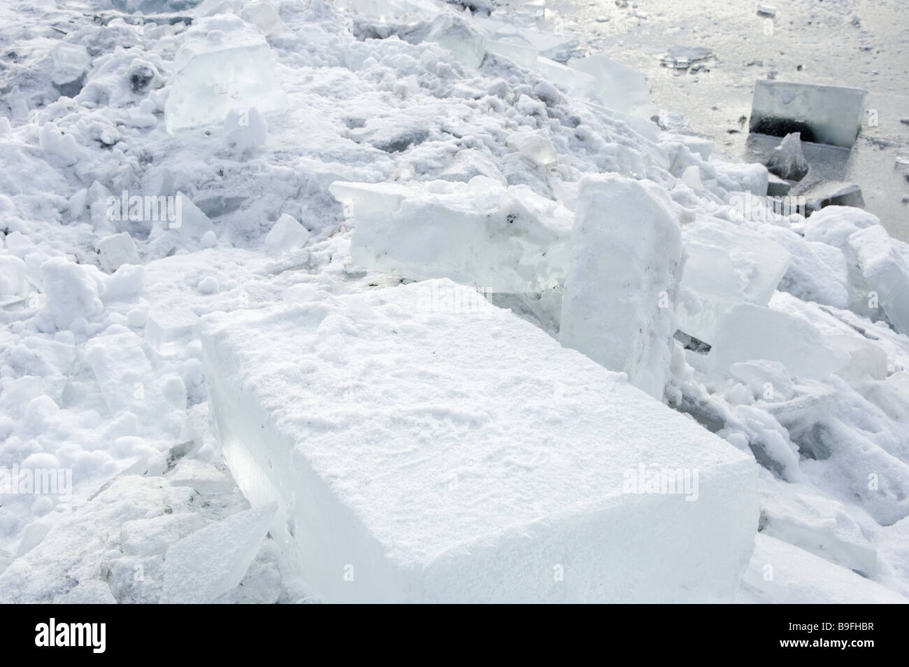 White ice block hi-res stock photography and images - Alamy