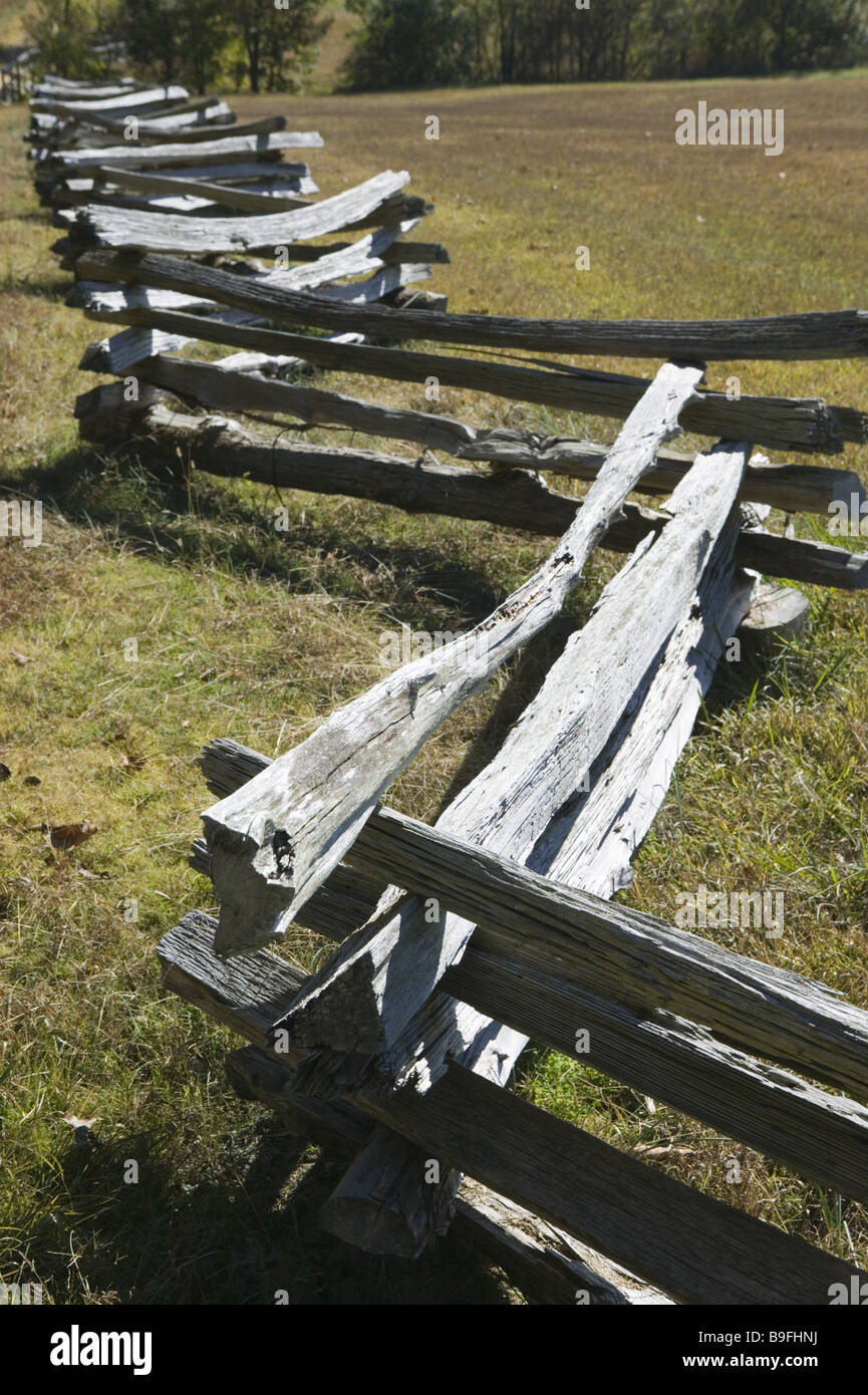 usa Tennessee Shiloh battlefield fence museum close-up America civil ...