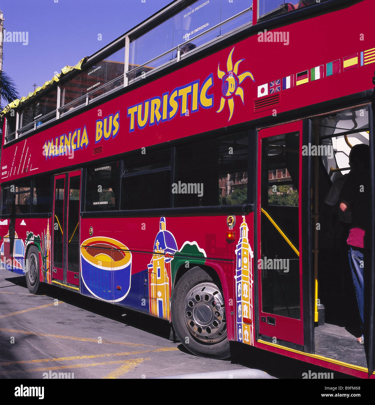 Spain Valencia tourist-bus Valencia-Stadt tourism transportations ...