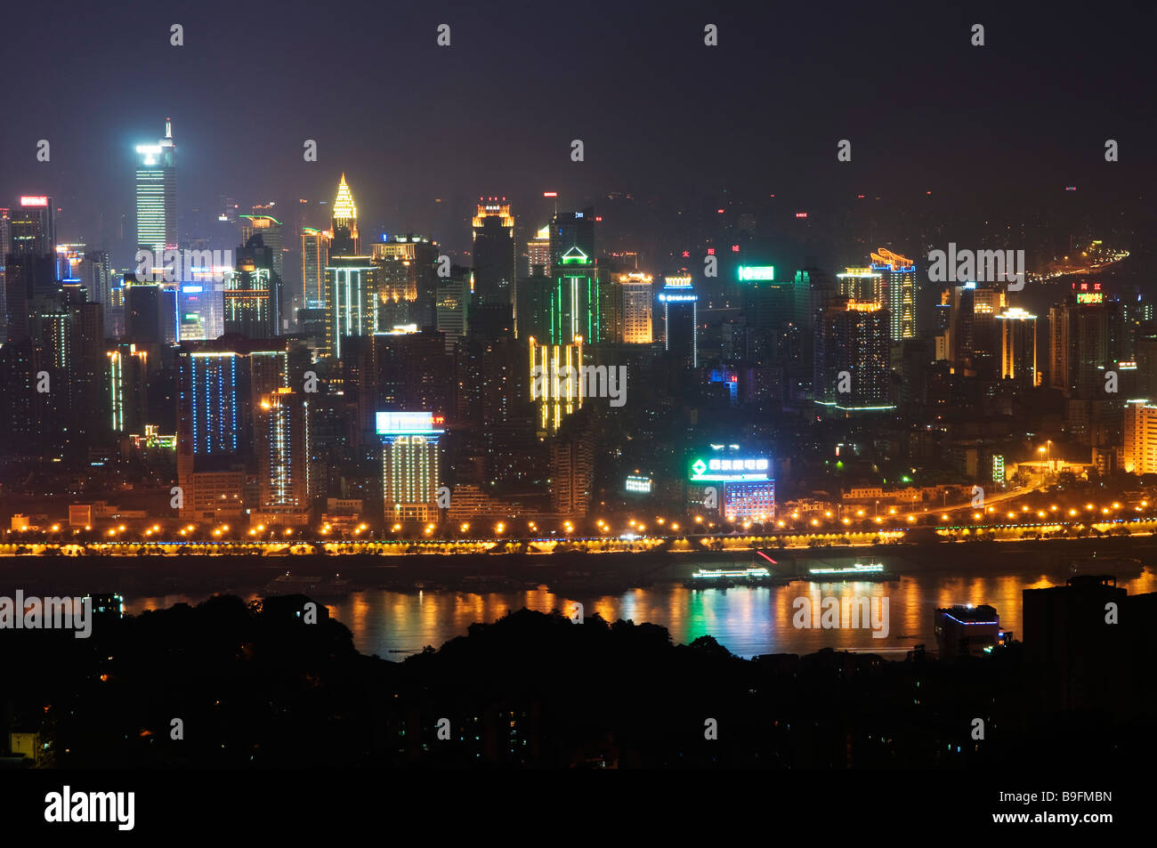 China, Chongqing Municipality. Chongqing city skyline on the Yangzi ...
