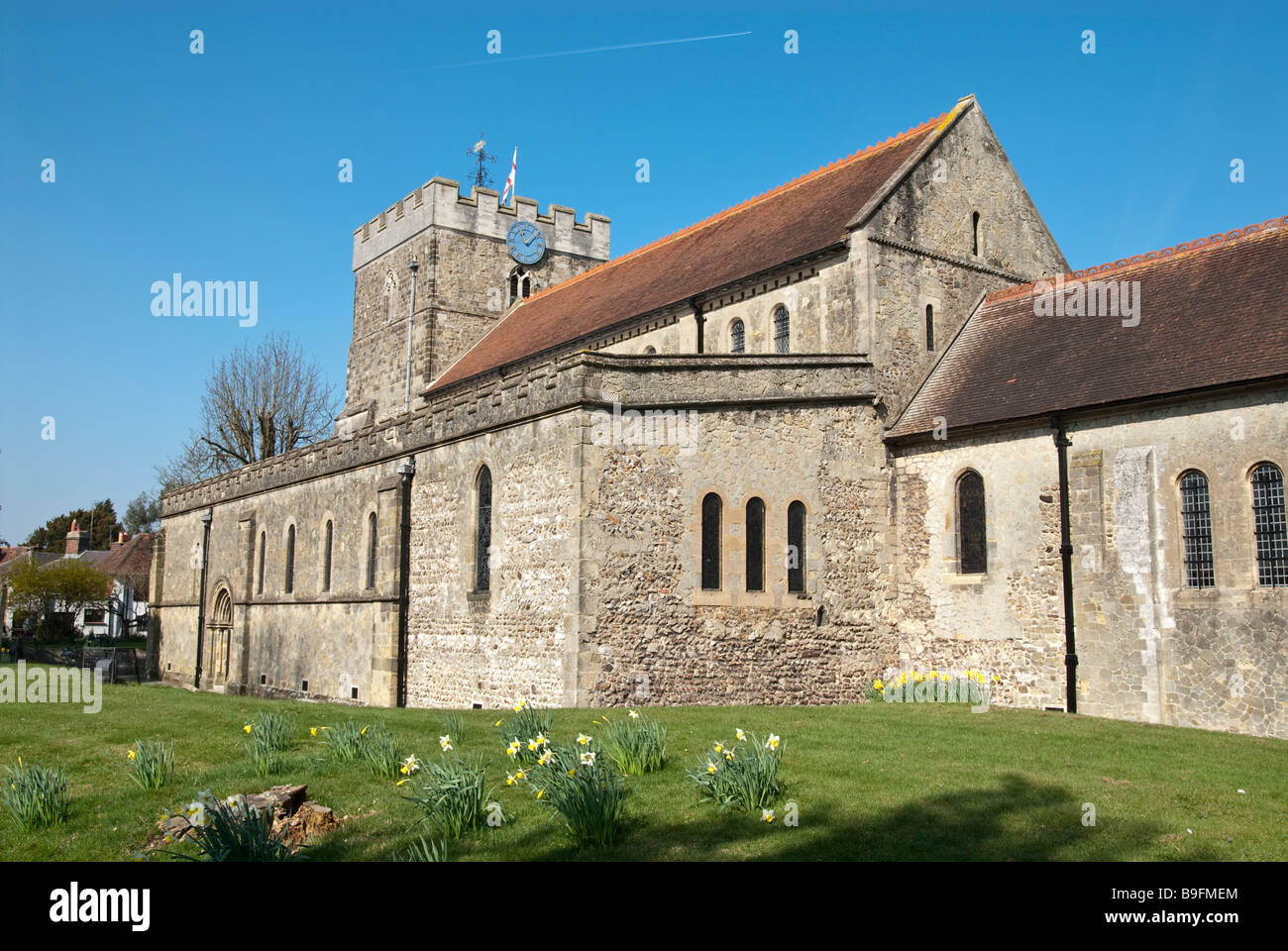 St Peters Church in the square, Petersfield Stock Photo - Alamy