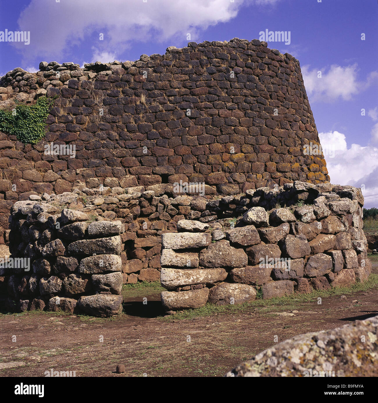 Nuraghen tower hi-res stock photography and images - Alamy