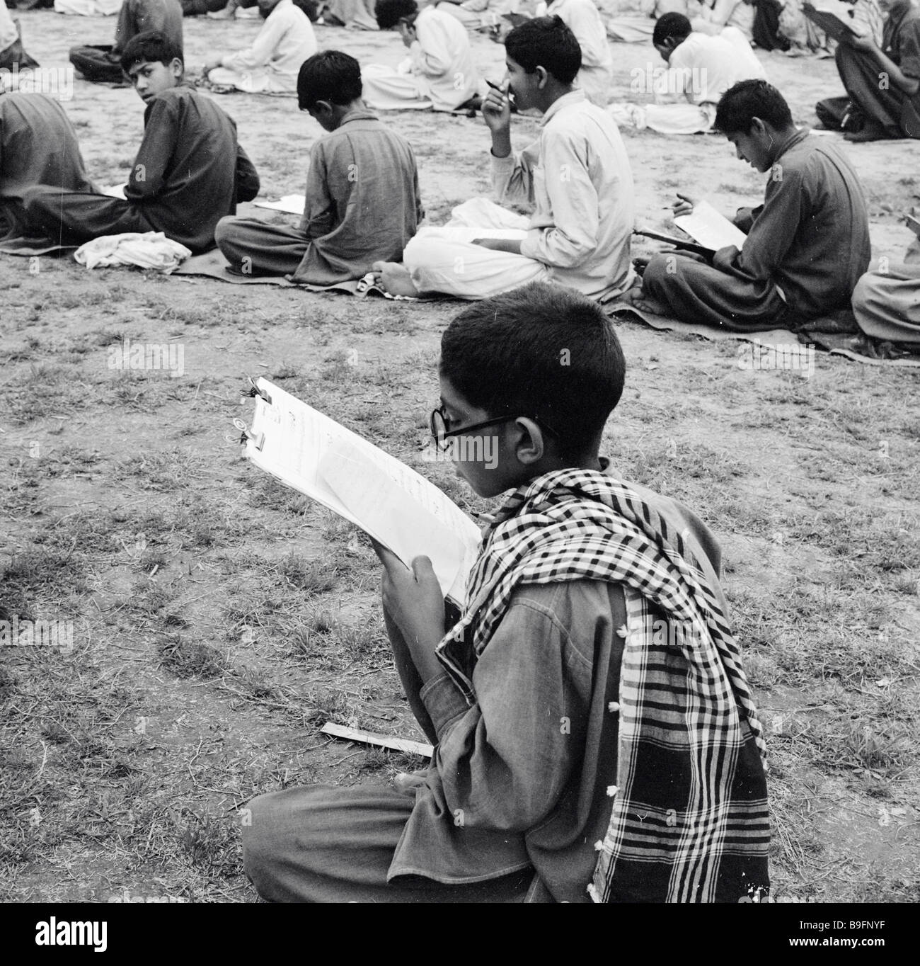 Classes in a village school in Pakistan Stock Photo - Alamy