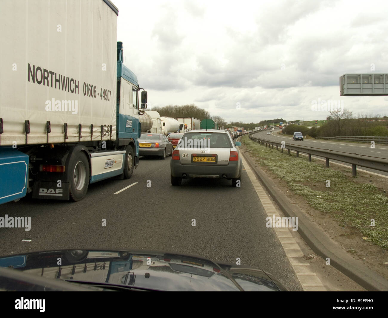 England M6 motorway view from car in static traffic Stock Photo - Alamy