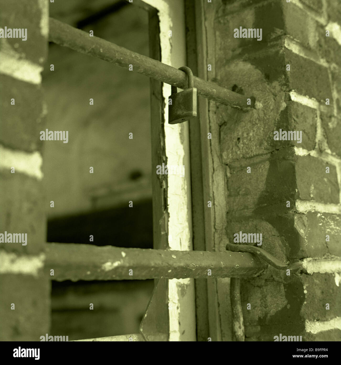 Brick and building rods hi-res stock photography and images - Alamy