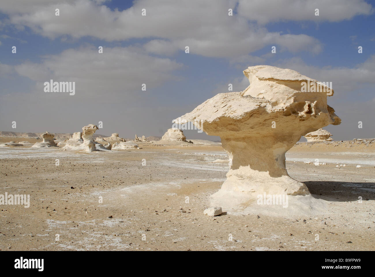 Egypt Libyan desert rock-formations Africa mountain-desert desert ...
