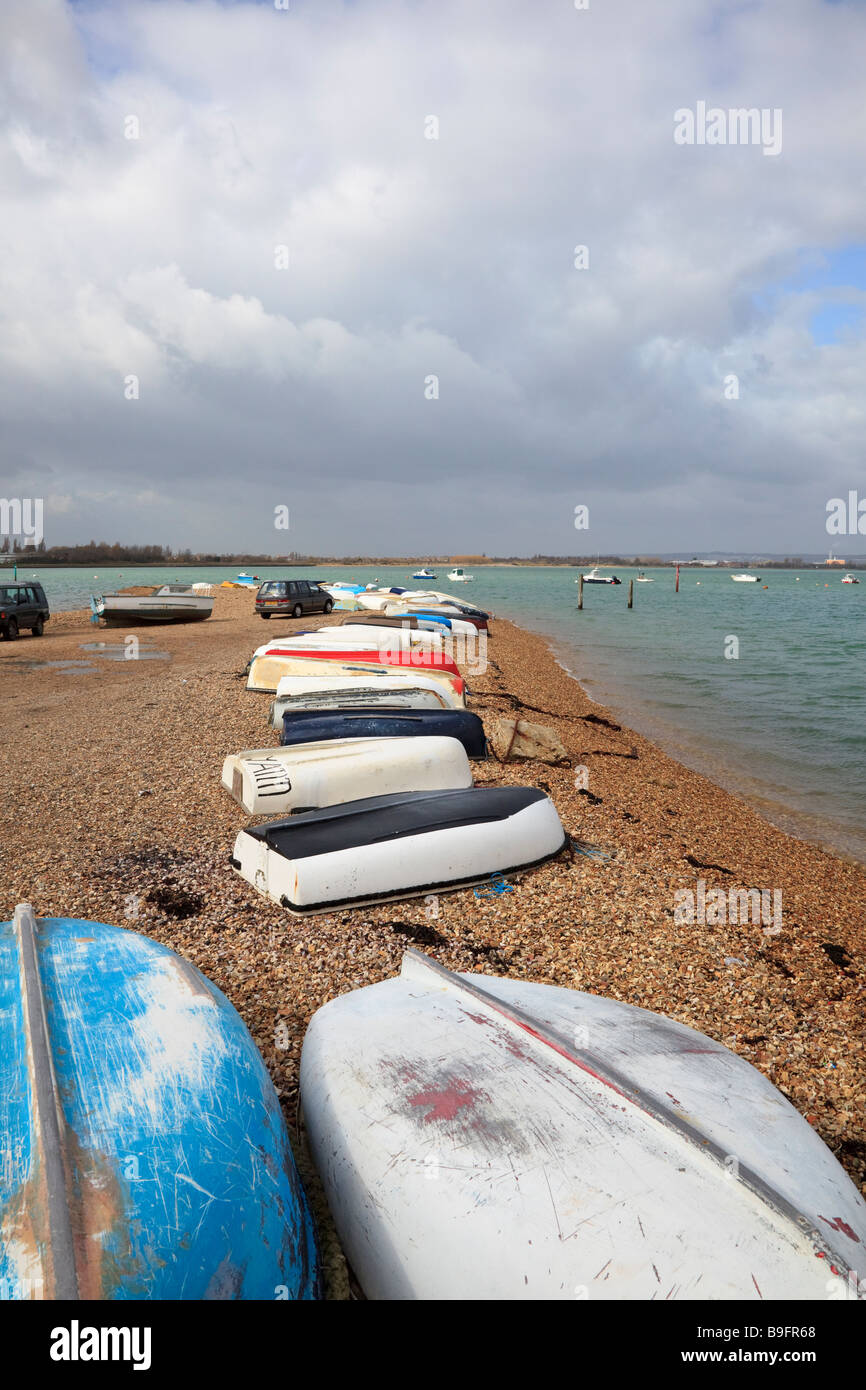 Row of dinghies hi-res stock photography and images - Alamy