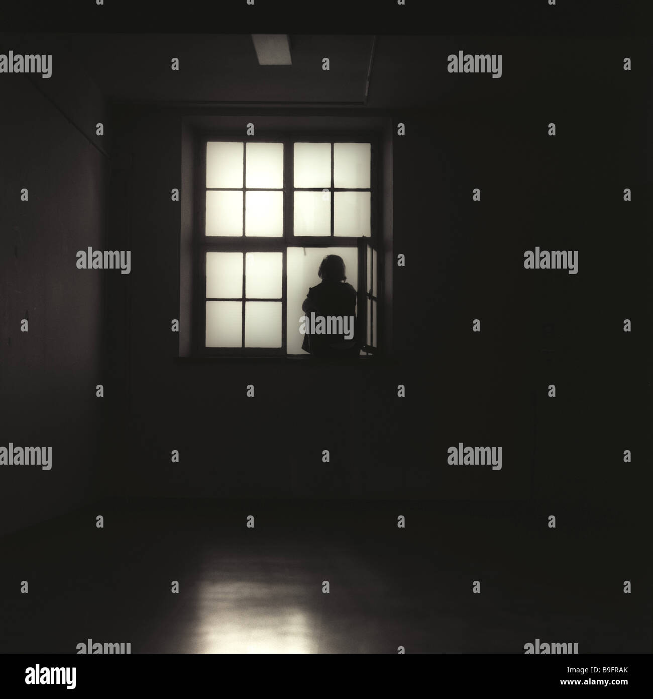 Openly withdrawn hi-res stock photography and images - Alamy