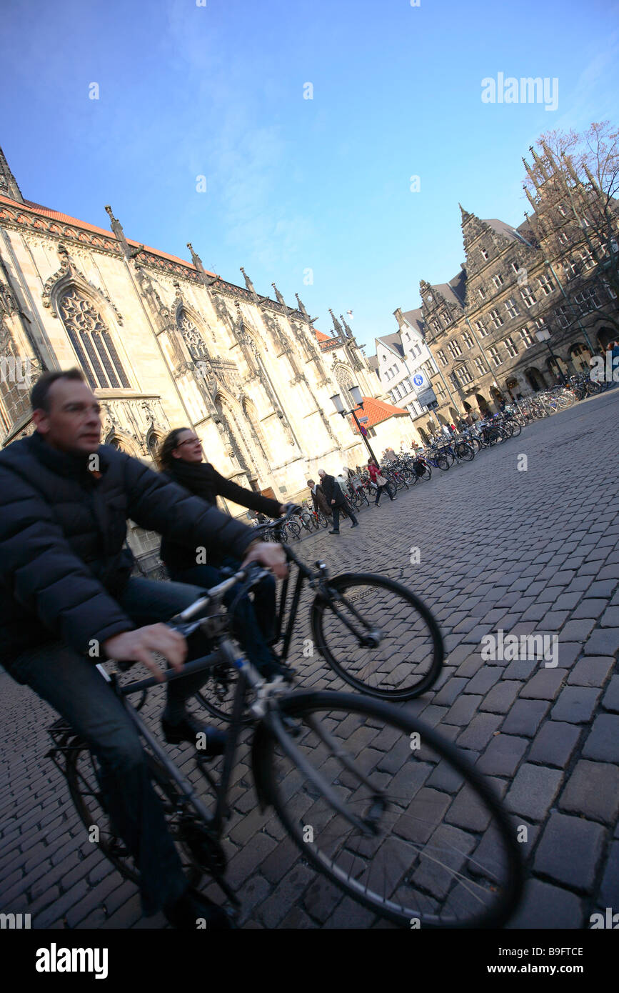 Munster cathedral bike hi-res stock photography and images - Alamy