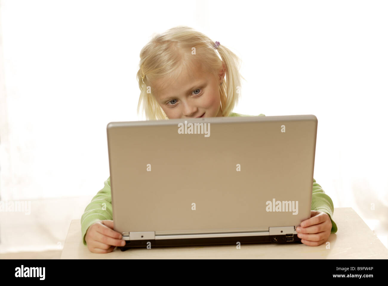 girl Notebook smile detail people child blond computers wireless ...