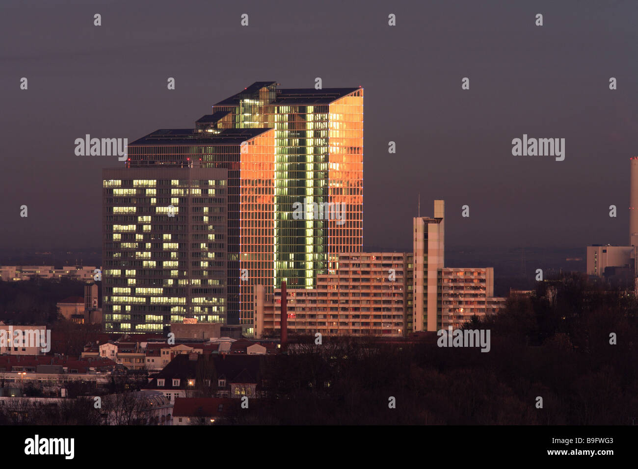 Germany Bavaria Munich Munich-Tower high-rise skyline twilight Stock ...