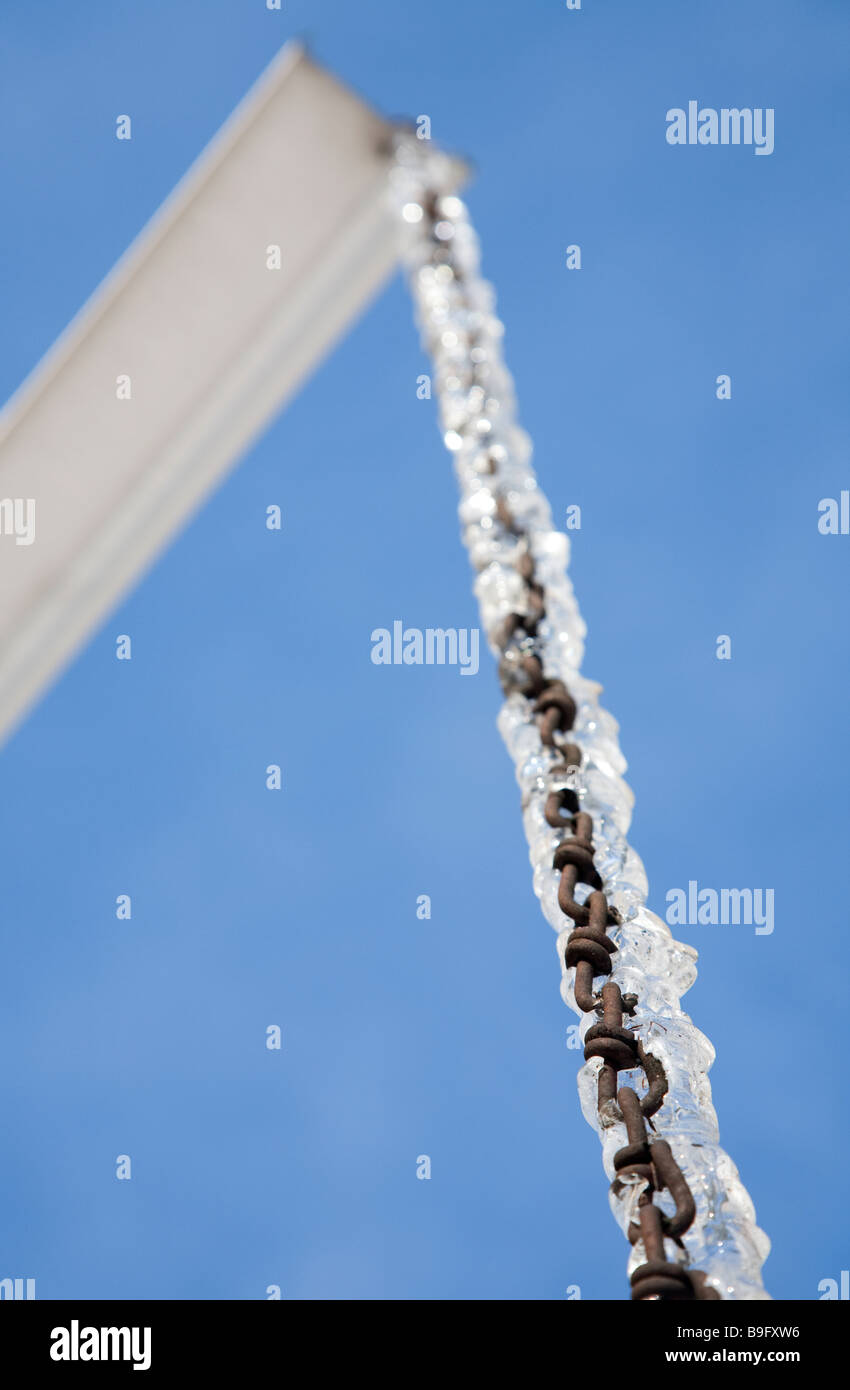 Downspout ice frozen hi-res stock photography and images - Alamy