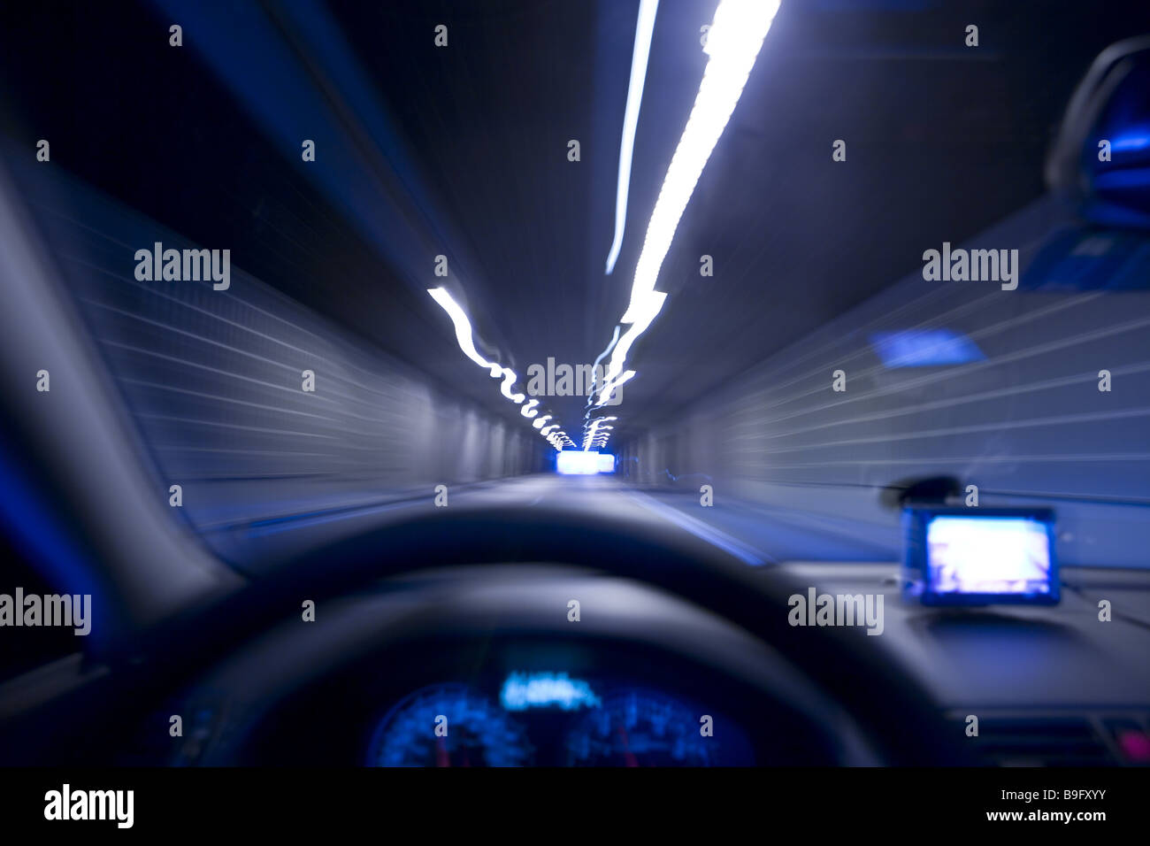 Navigation-appliance PRIVATE CAR GPS dashboard Stock Photo - Alamy