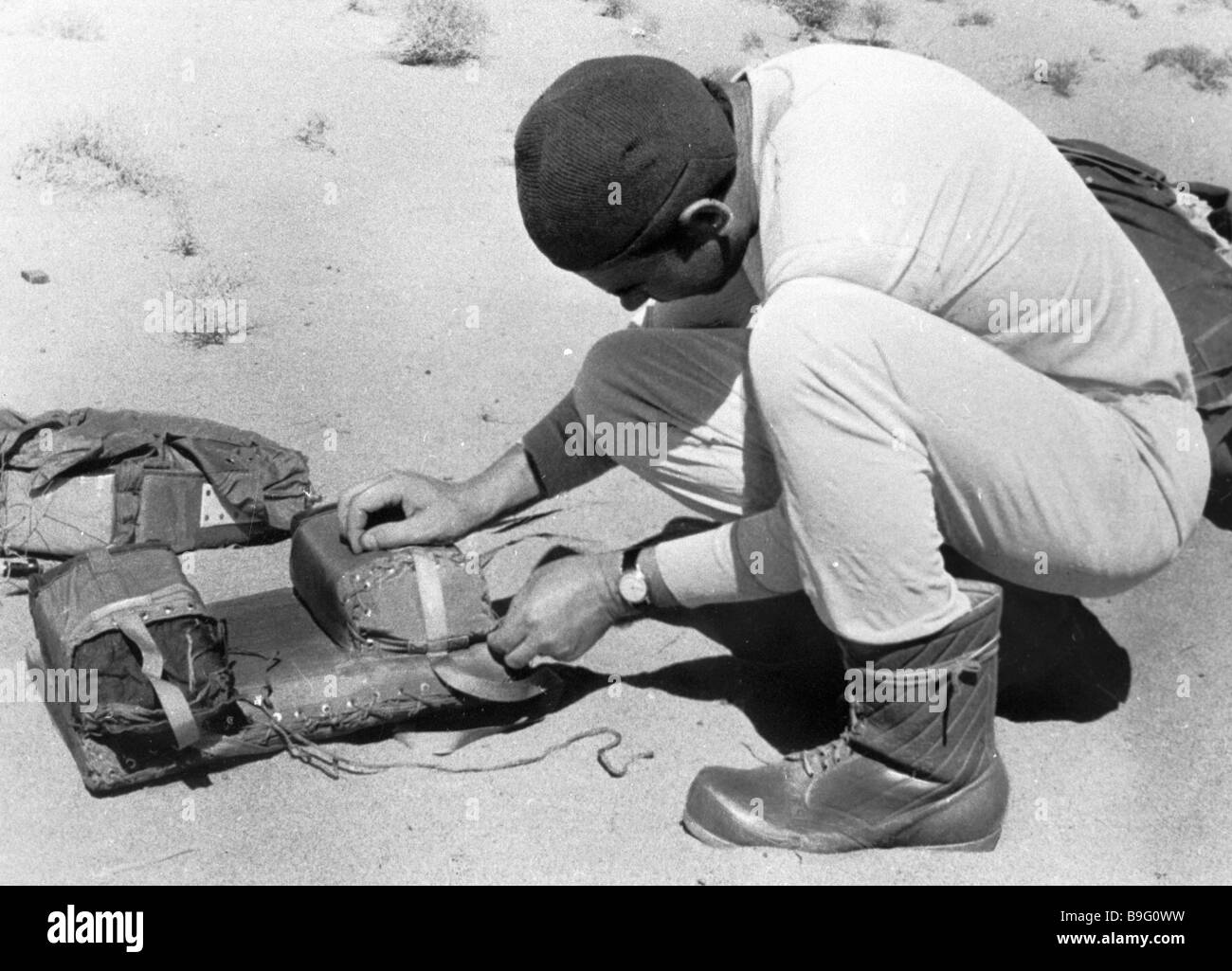 A participant in a survival test conducted by aviation doctors ...