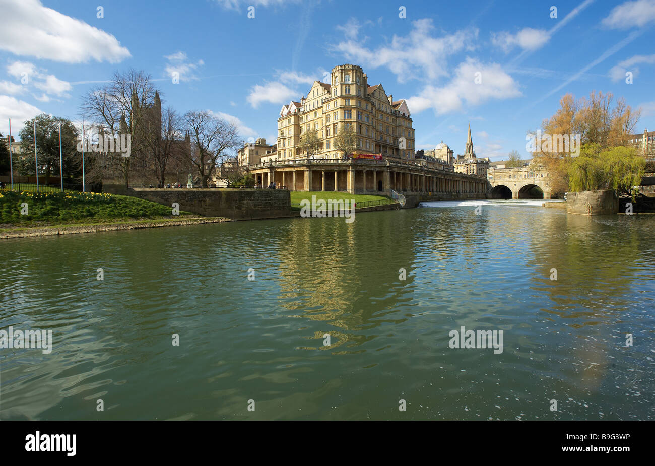 The river avon in Bath Somerset with Pulteney Bridge in the background ...