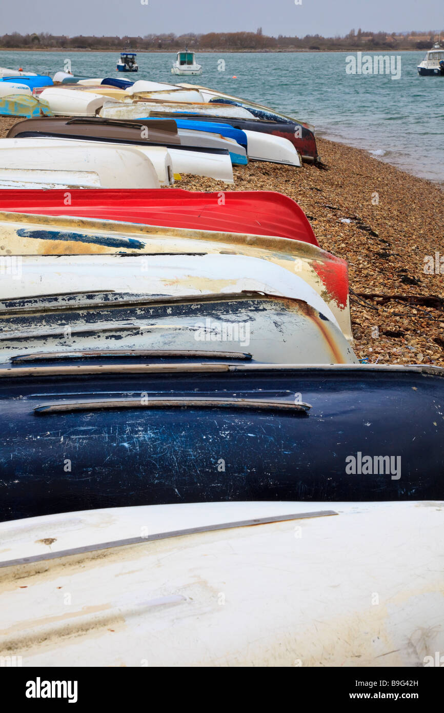 Row of dinghies hi-res stock photography and images - Alamy