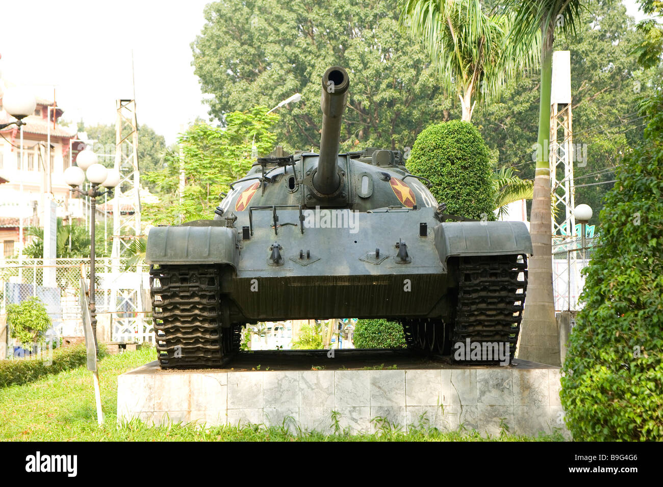 Tank reunification palace ho chi hi-res stock photography and images - Alamy