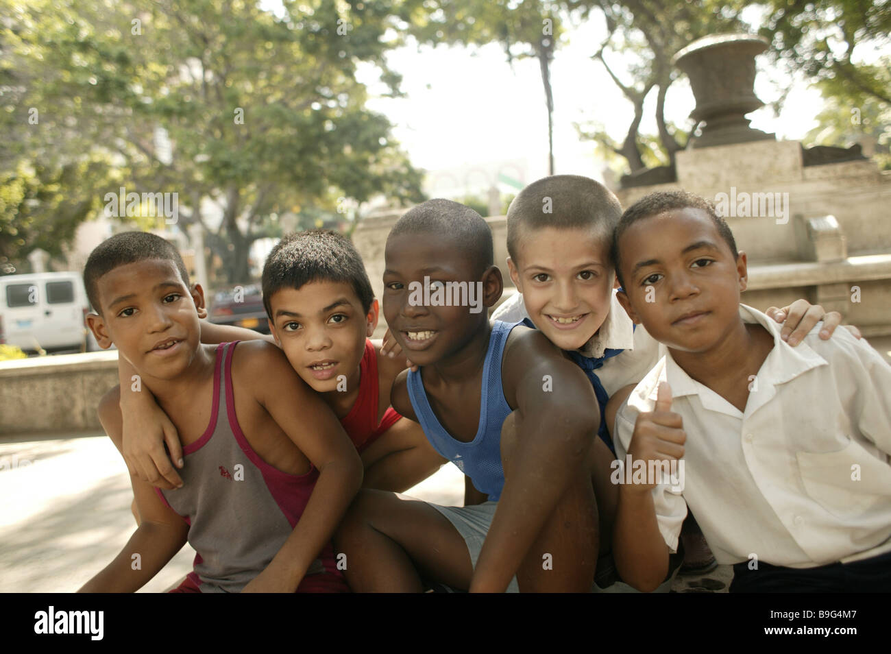 Cuba Havanna children Stock Photo - Alamy