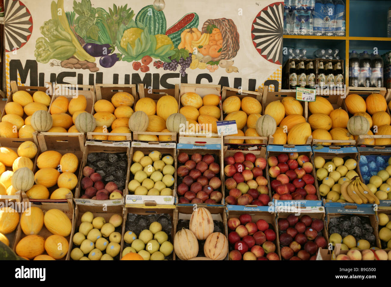Italy Sicily Palermo fruit-stand Stock Photo - Alamy