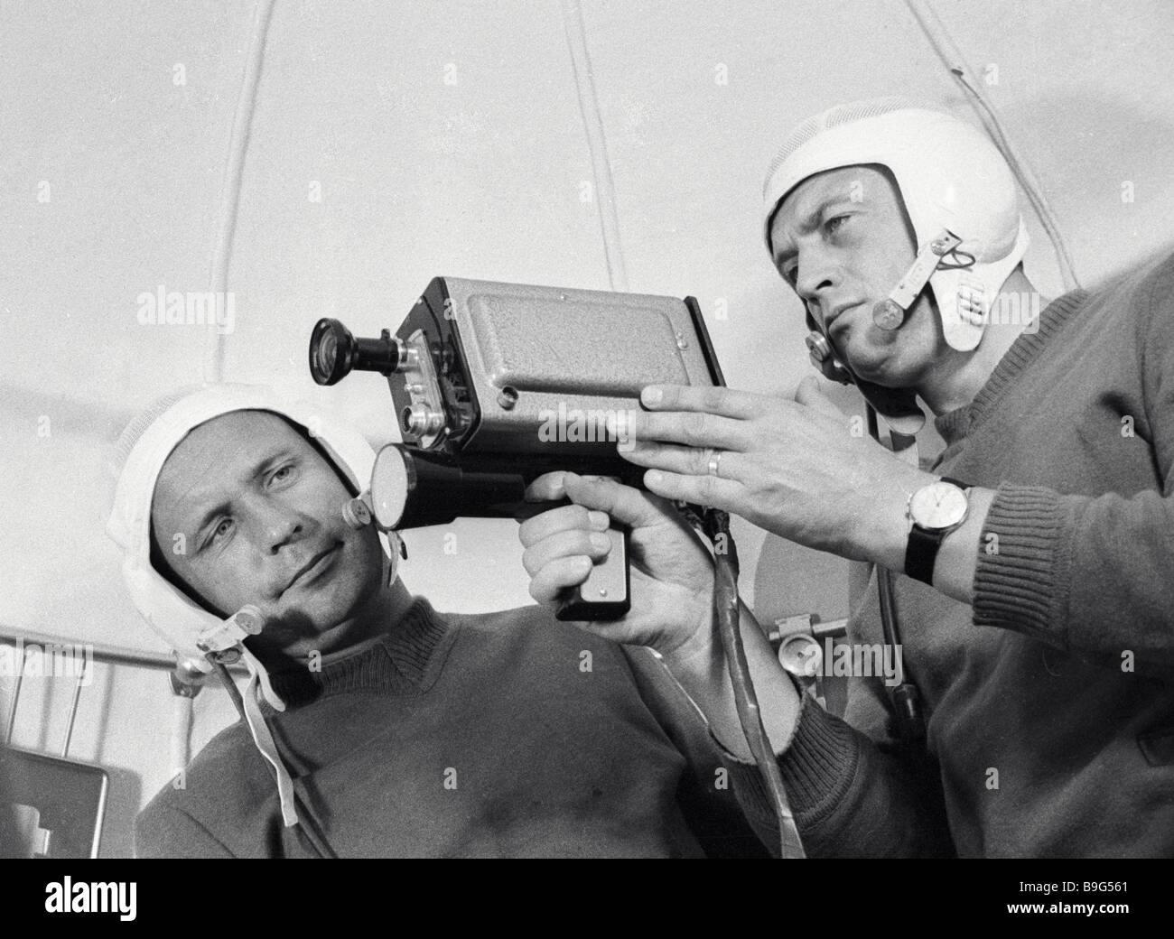 Cosmonauts Viktor Gorbatko left and Vladislav Volkov right learning how ...