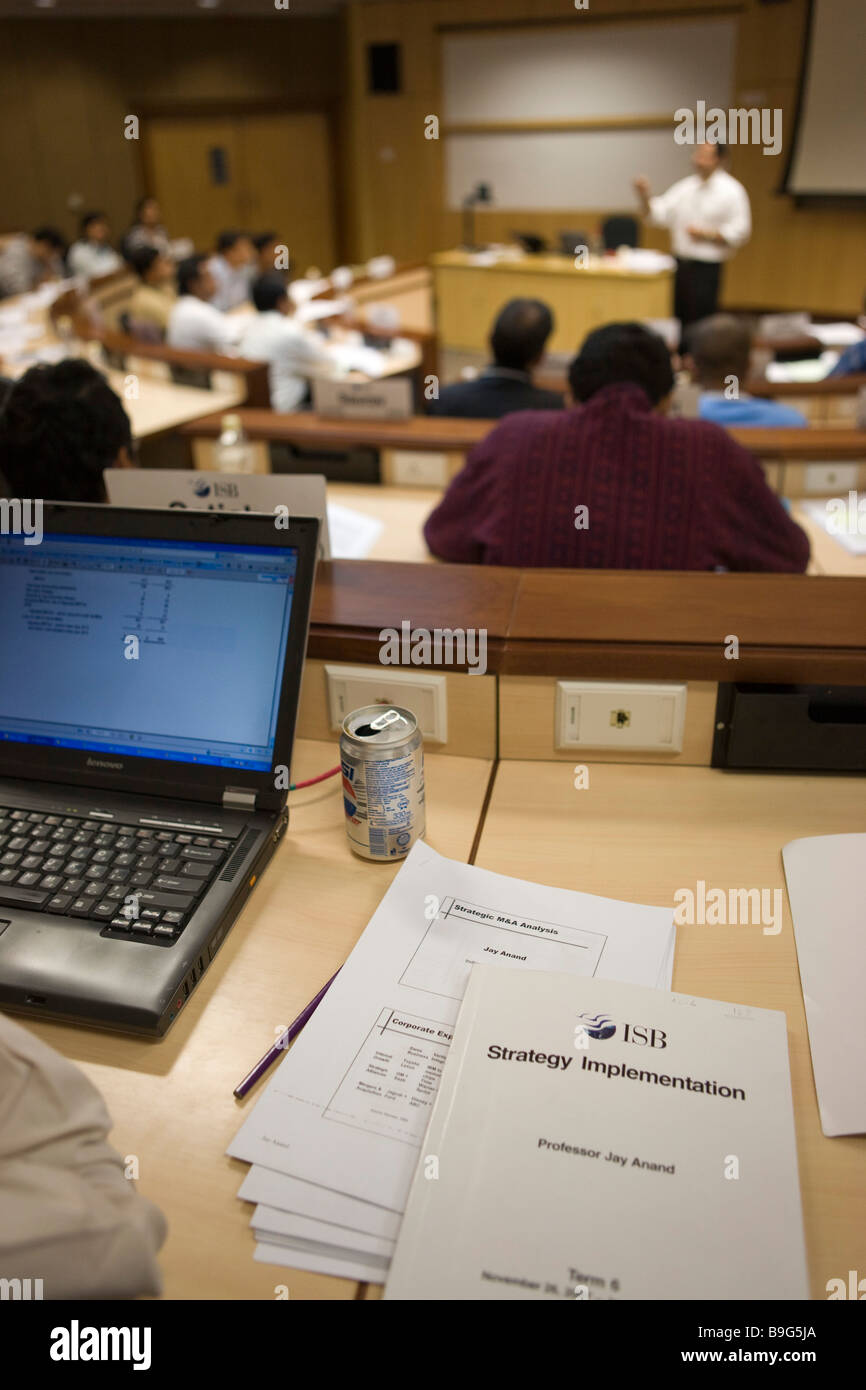 Indian classroom computers hi-res stock photography and images - Alamy