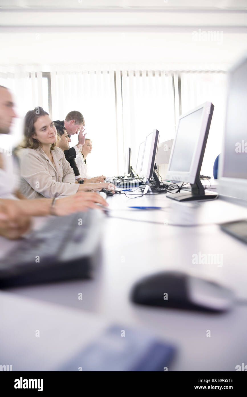 Screens formation computers computer-course computer-course detail ...