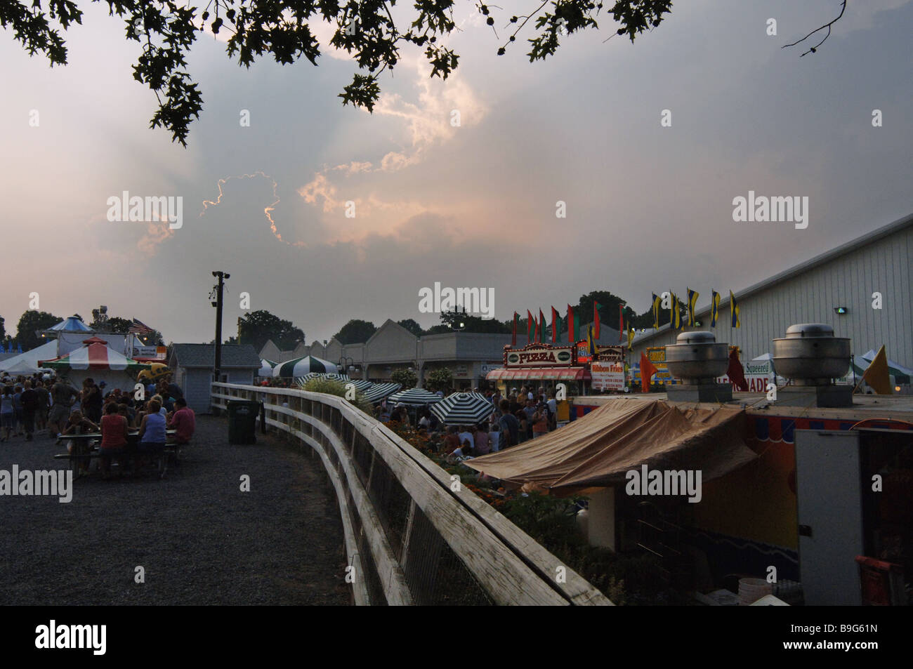 County fair booth hi-res stock photography and images - Alamy